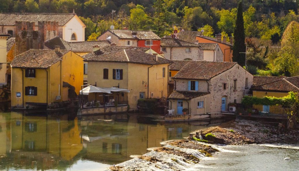 Luoghi instagrammabili: Borghetto sul Mincio, il borgo dei mulini ...